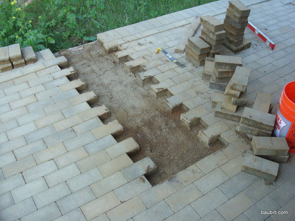 Flush terrace gutter | Baubilt